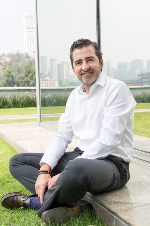 Fernando Padilla, el emprendedor que ofrece soluciones financieras ...